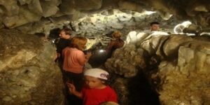 Crystal Cave Put-in-Bay | 5 Tips For A Fun Tour & Tastings